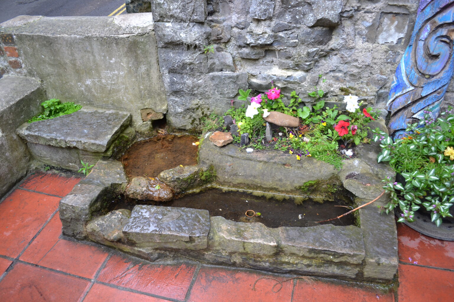 The White Spring of Glastonbury – The Naiads Well